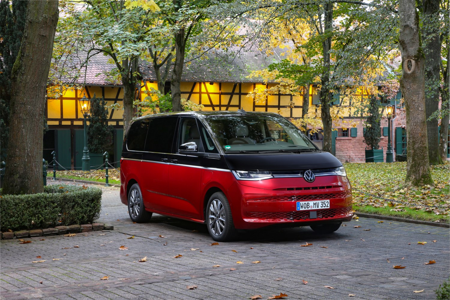 Volkswagen Multivan (T7) Long 2.0 TDI (150 Hp) DSG